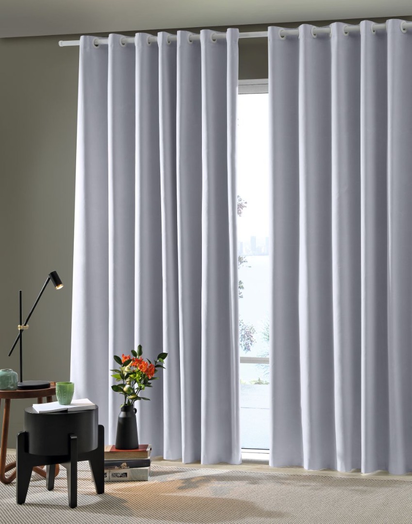 BLACKOUT 100% 3,60m x 2,50m LISO - BELLA JANELA